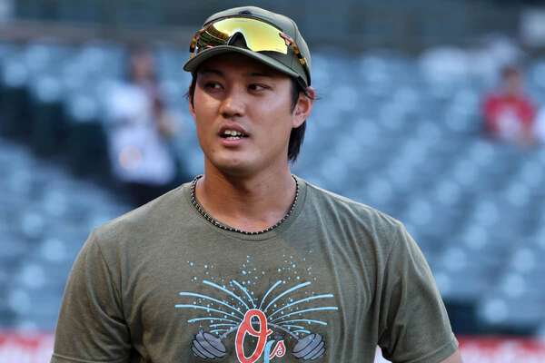 DeNA藤浪晋太郎の荒れ球は「武器で財産」、球団OB高木豊氏が持論...「セ・リーグは恐怖でおののいている」|au Webポータル芸能ニュース