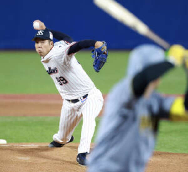 【ヤクルト】青柳晃洋は古巣相手に5回2失点 NPB復帰後の初勝利ならず|au Webポータルスポーツニュース