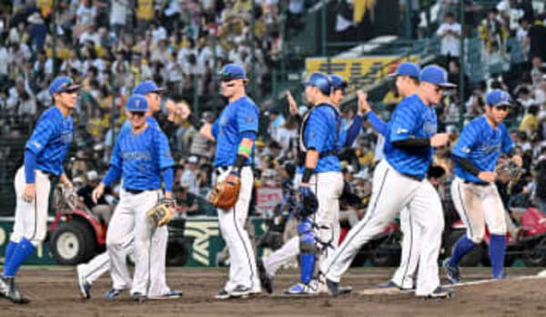 【CSファーストステージ】DeNAが先勝、CSファイナルシリーズ進出に王手|au Webポータルスポーツニュース