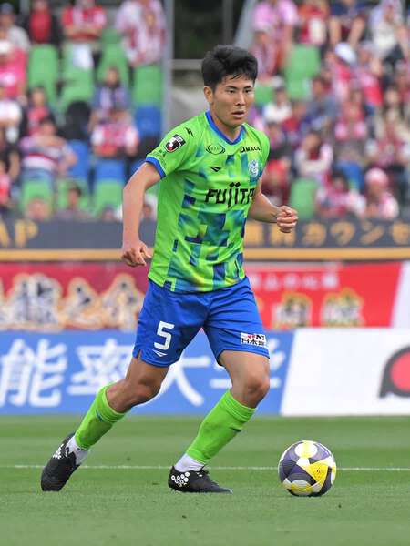 J1湘南 DF鈴木淳がデンマークへ移籍「自分の夢をかなえるために」|au Webポータル国内ニュース