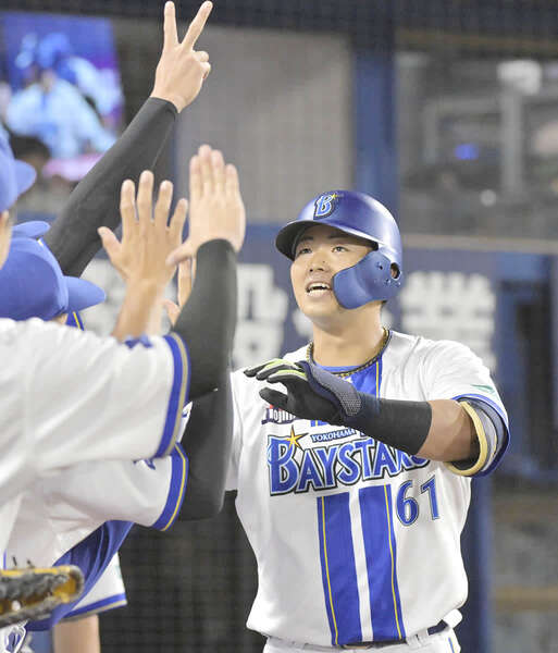 【DeNA】ファンが選ぶ9.10月MVPは蝦名達夫 リードオフマンに定着、33試合連続出塁を記録|au Webポータル国内ニュース