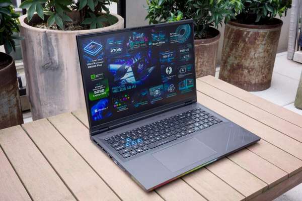 Acerからストリーミング専用の携帯ゲーム機、Nitro Blaze Link登場|au Webポータル経済・ITニュース