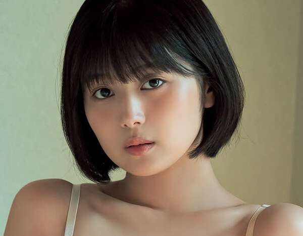 元SKE美女にみうら&リリーが迫る！ 脱ぎっぷりで大ヒットした1st写真集の秘密とは|au Webポータル国内ニュース