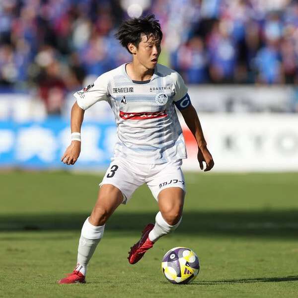 水戸を勝たせたい「その気持ちは誰にも負けない」。初のJ1昇格に王手。小泉社長は言う「喜びにむせび泣く大崎が見たい」|au Webポータルスポーツニュース