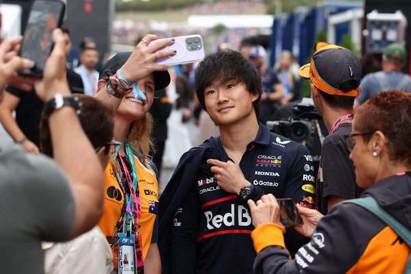 【F1】角田裕毅とローソンの後任2人をセルジオ・ペレスが批判「彼らのポイント数を見れば…」|au Webポータルスポーツニュース