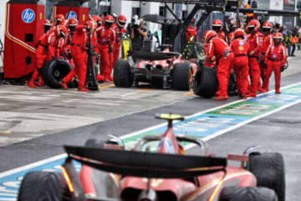 フェラーリは2台全滅。ルクレールにはPUトラブル、サインツはクラッシュでアルボンに謝罪／F1カナダGP|au Webポータルスポーツニュース