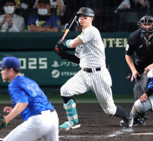 【セCS】阪神が8回に佐藤輝明の適時打で追いつく 同点のまま9回へ|au Webポータルスポーツニュース