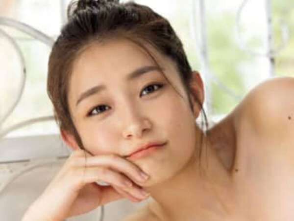 ヘルシーな大胆姿にドキッ 益田恵梨菜がヤングアニマルWebで美ボディの魅力解放|au Webポータルコネタニュース