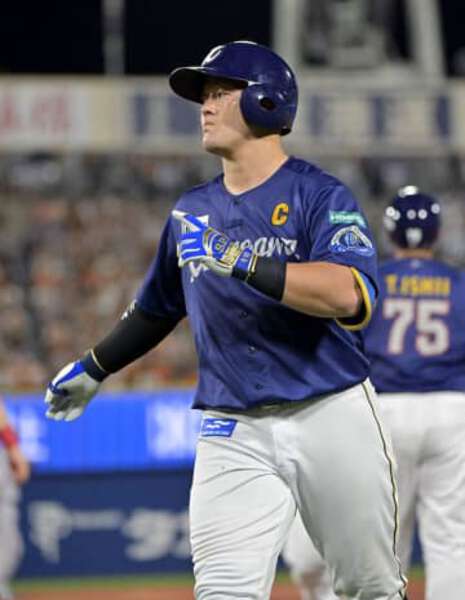 【DeNA】打線、またも井上攻略できず 6回までわずか3安打で1得点 直球とツーシームに翻弄|au Webポータルスポーツニュース